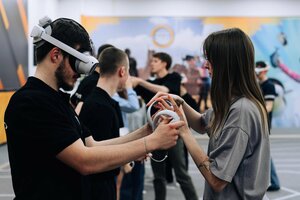 Game Park 360 (Malo-Tobolskaya Street No:13), eğlence merkezleri  Barnaul'dan