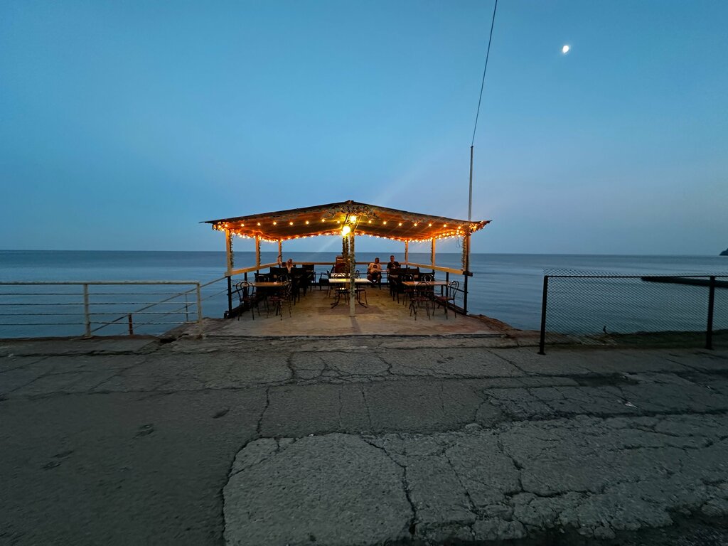 Kafe Южная ночь, Kırım Cumhuriyeti, foto