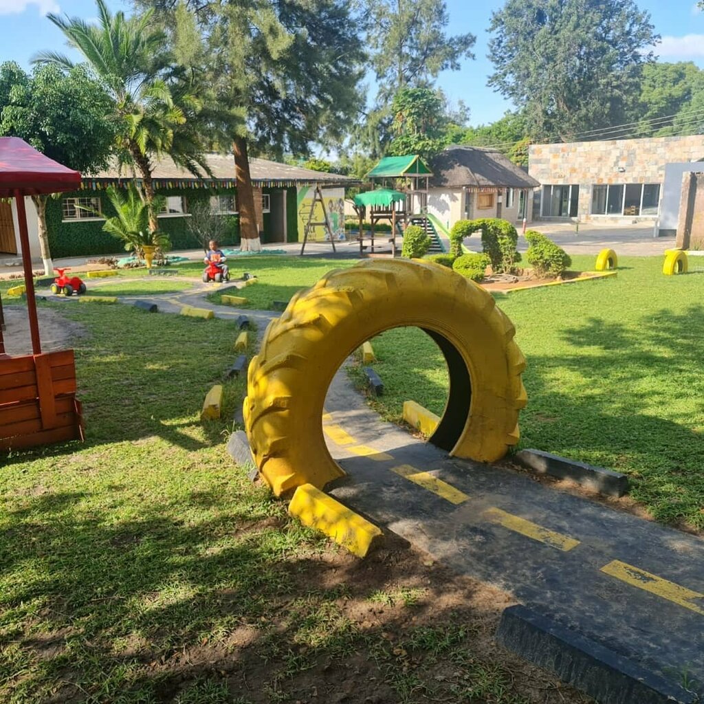 i̇lkokul The Learning Ladder, Lusaka, foto