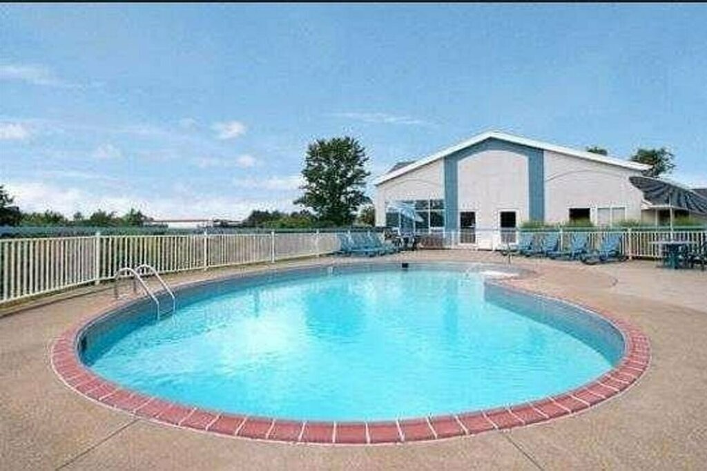 Otel Knights Inn Elyria, Elyria, foto