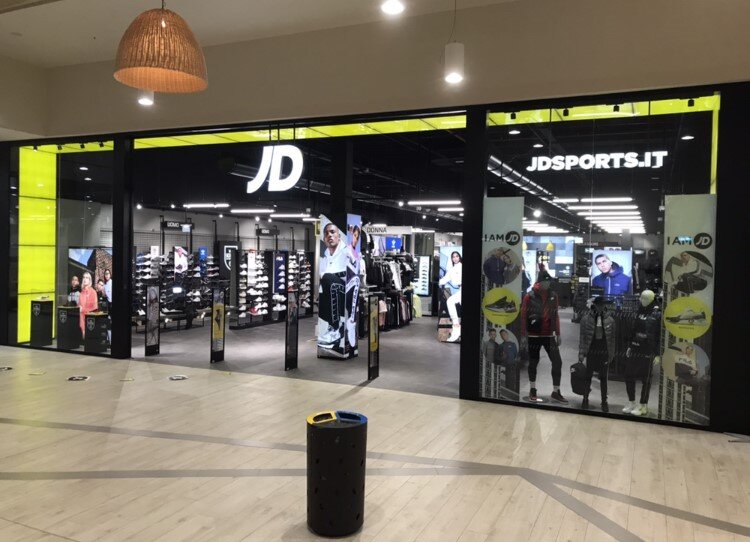 Giyim mağazası Jd Sports, Lombardiya, foto