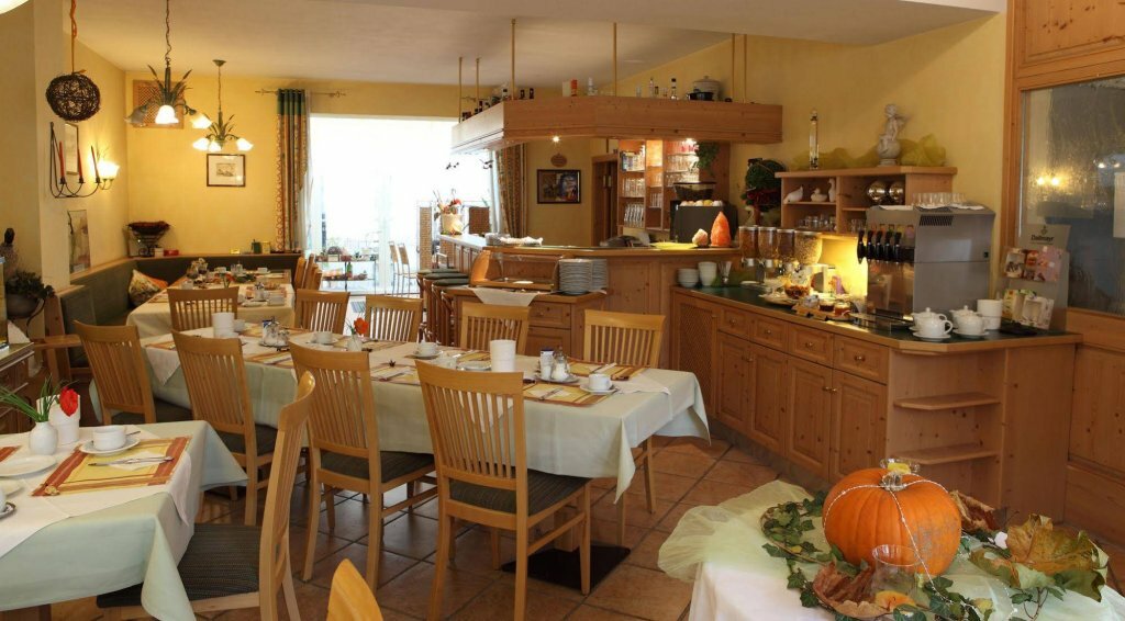 Otel Hotel Am Klostergarten, Freising, foto