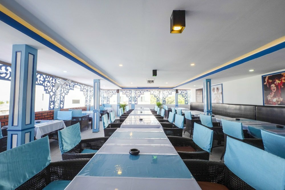 Otel Oyo 75328 Punjabi Junction, Pattaya, foto