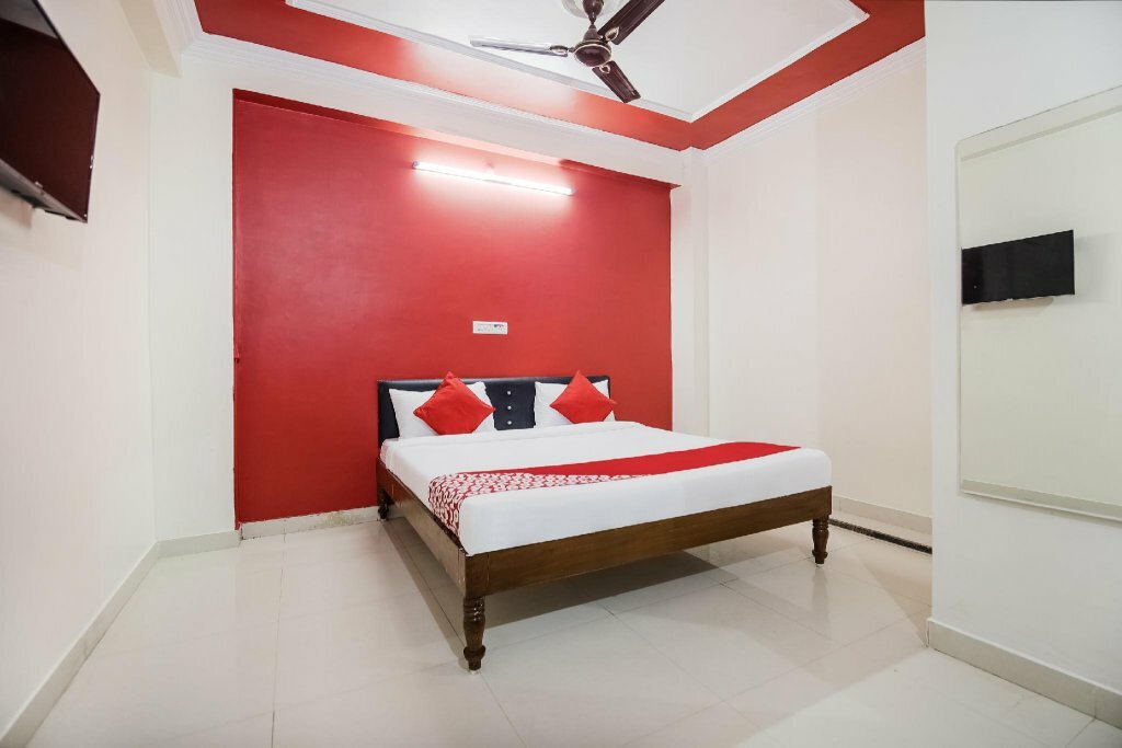 Otel Oyo 46533 Ravi Palace, Rajasthan, foto
