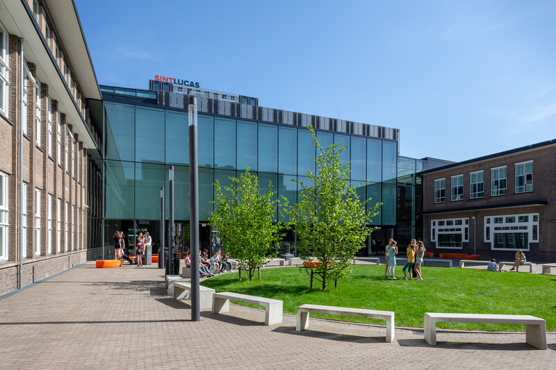Ortaokul SintLucas, Eindhoven, foto