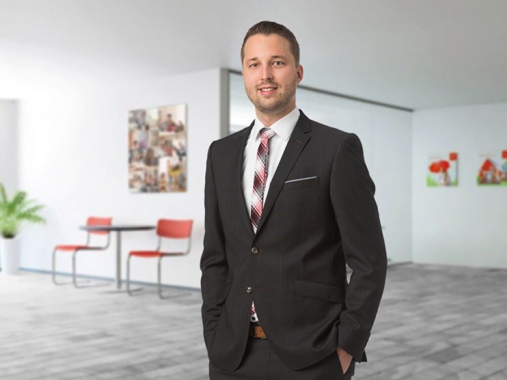 Banka Wüstenrot Bausparkasse: Daniel Brungers, Leer, foto