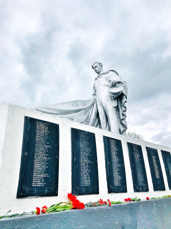 Anıt, heykel Памятник, Kurskaya oblastı, foto