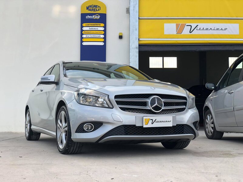 Otomobil servisi Autocarrozzeria Vittorioso, Sicilya, foto