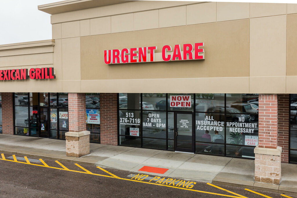 Özel muayenehaneler CareFirst Urgent Care - Norwood, Ohio Eyaleti, foto