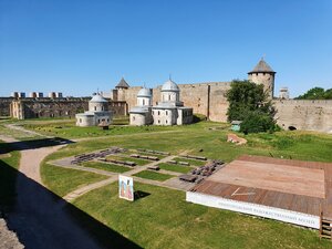 Провиантская башня (Leningrad Region, Kingiseppskiy District, Ivangorod, val), turistik yerler  Ivangorod'dan