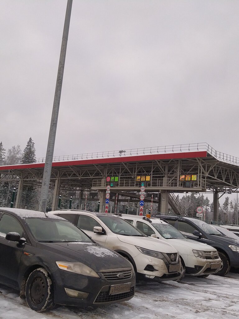 Otoban gişeleri Toll Point 646 km M-11, Saint‑Petersburg ve Leningradskaya oblastı, foto