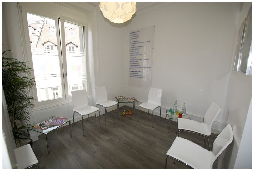 Özel ağız ve diş sağlığı klinikleri ve muayenehaneleri Zahnarztpraxis Dres. Schuler & Burri AG, Bern, foto