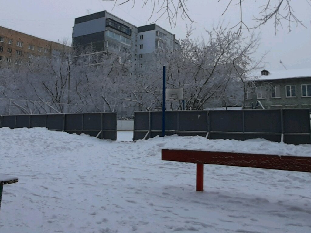 Buz pateni pistleri Ice rink, Krasnoyarsk, foto