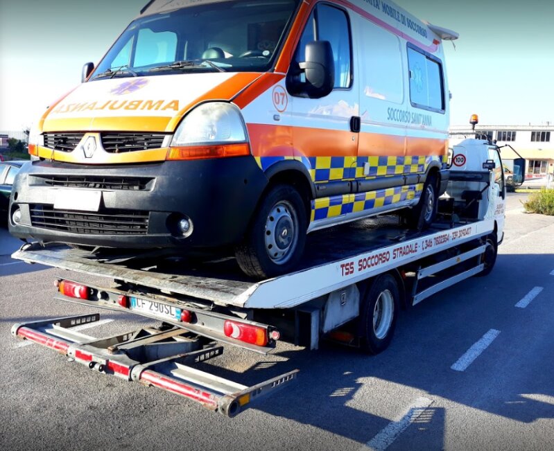 Çekici hizmeti Carroattrezzi Vittorio Serra - Soccorso Stradale, Sardunya, foto