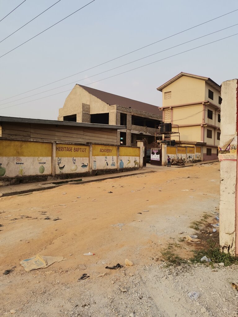 Ortaokul Heritage Baptist Academy, Kumasi, foto