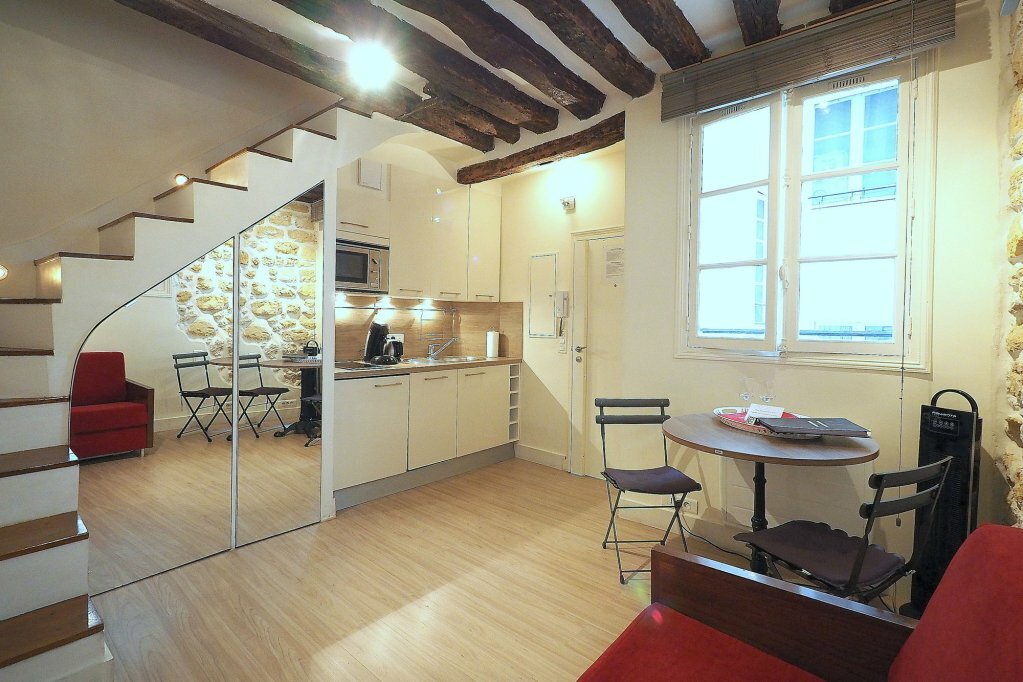 Kısa süreli konaklama Louvre Parisian Chicsuites, Paris, foto