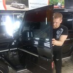 У своих (Buninskaya Alleya Street No:9), araç camlarının renklendirilmesi  Moskova'dan