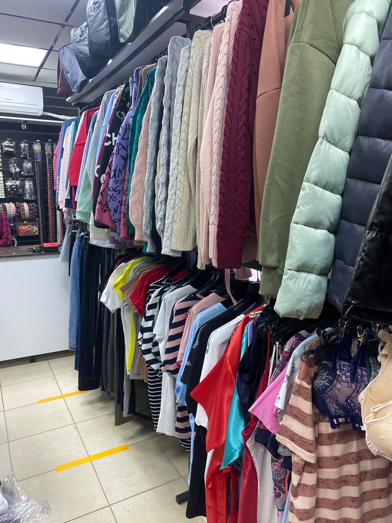 Giyim mağazası Smeshnaya Sena, Moskova ve Moskovskaya oblastı, foto