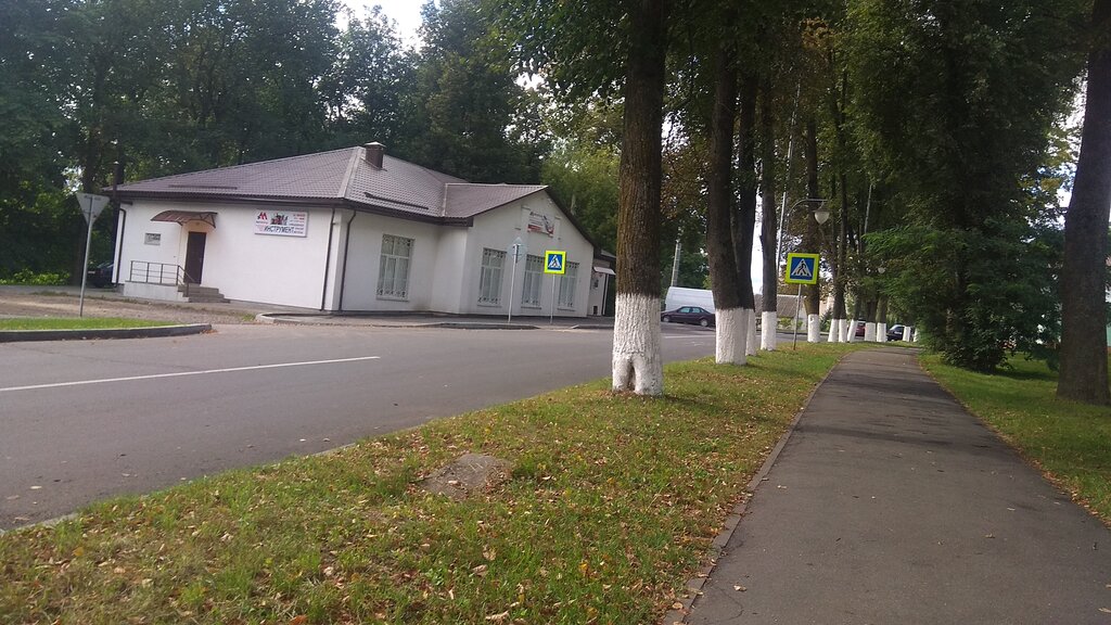 Otomobil yedek parçaları AvtoMir, Gorki, foto