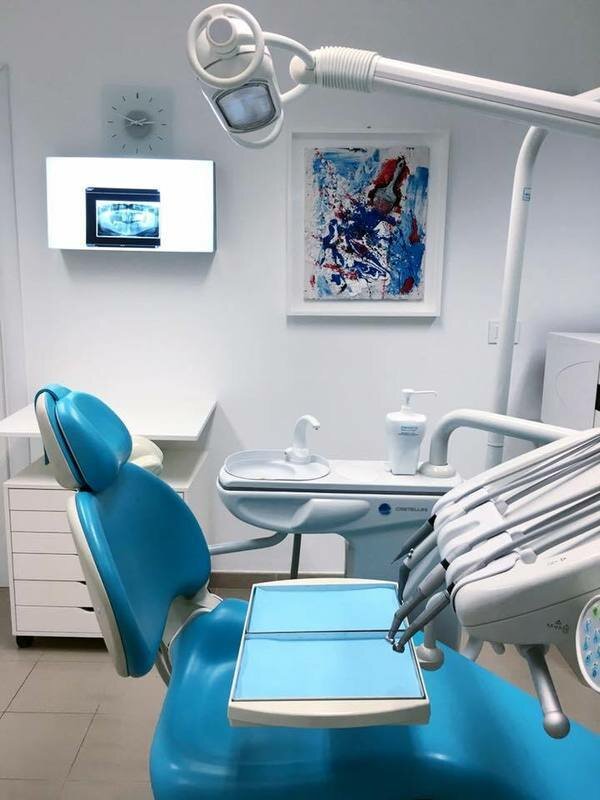 Özel ağız ve diş sağlığı klinikleri ve muayenehaneleri Studio Dentistico Portaluri, Puglia, foto