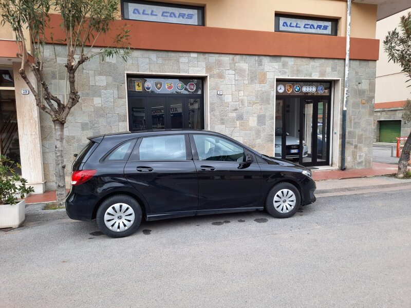 i̇kinci el araç All Cars, Ligurya, foto
