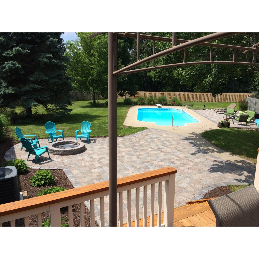 Bahçe ekipmanları ve teknolojileri Better Lawns & Landscaping, Michigan Eyaleti, foto