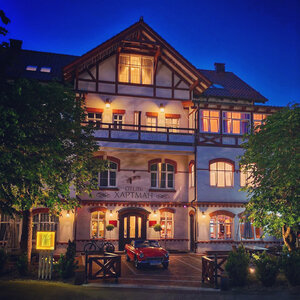 Hartman (Oktyabrskaya ulitsa No:1/10, Svetlogorsk), otel  Svetlogorsk'tan
