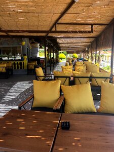 Enjoy Beach (Balıkesir, Edremit, Tahtakuşlar Mah., Havacılar Kümeevler Sok., 345), kafe  Edremit'ten