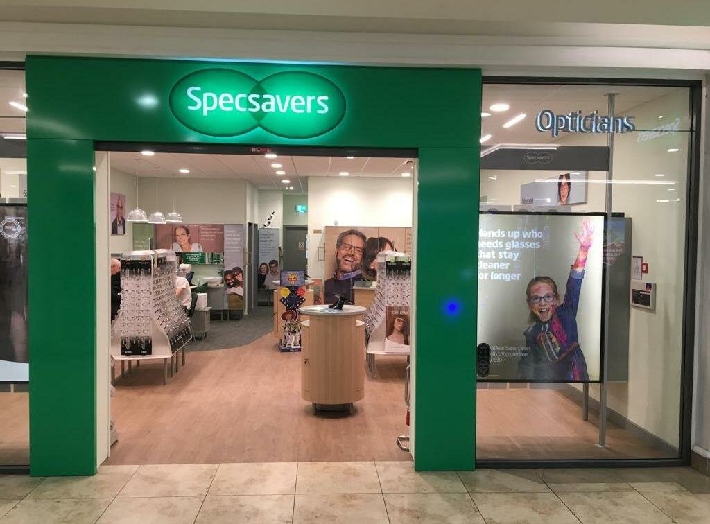 Giyim mağazası Specsavers Opticians & Audiologists - Donaghmede, Dublin, foto