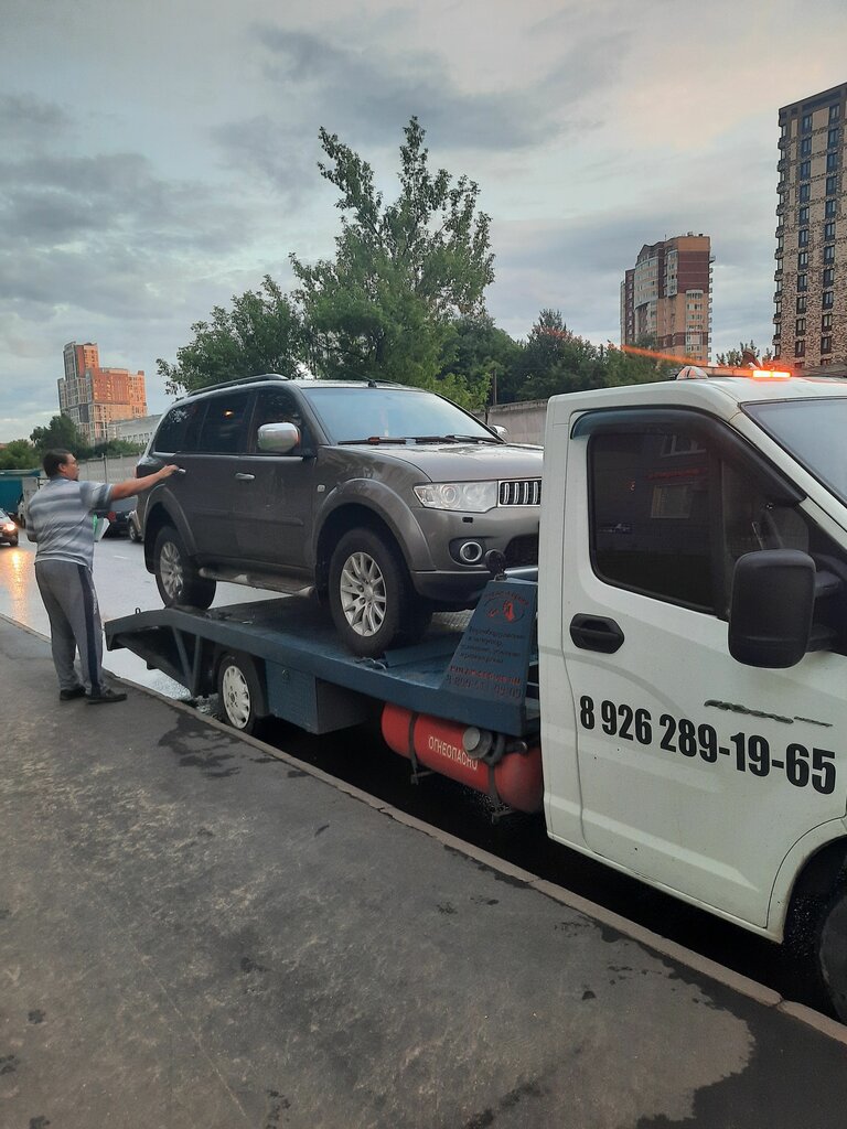 Çekici hizmeti Эвакуаторкашира М4, Kaşira, foto