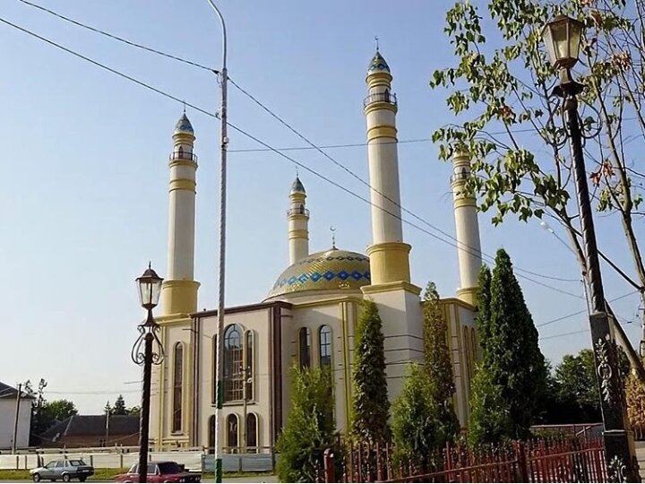 Cami Центральная мечеть, İnguşetya, foto