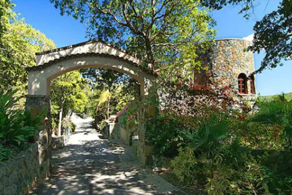 Otel Peter Bay Gatehouse, Saint John, foto