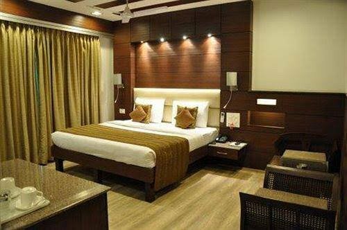 Otel Admire Suites by FabHotel, Delhi, foto