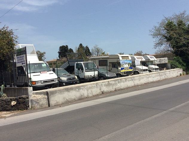Karavan Parcheggio Cristaldi, Sicilya, foto