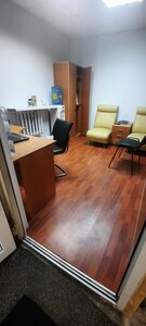 Siny Garage (ulitsa Mira No:1Г, Lomonosov), otomobil servisi  Lomonosov'dan