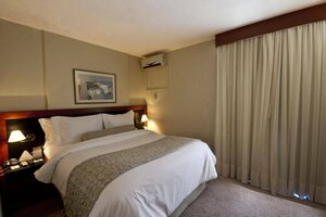 Metropolitan Hotel by Atlantica (No:Bl. E, Brasília), otel  Brasilia'dan