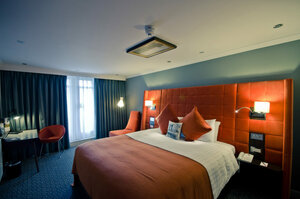 Mercure Edinburgh City - Princes Street Hotel (Scotland, Edinburgh, Princes Street), otel  Edinburgh'tan