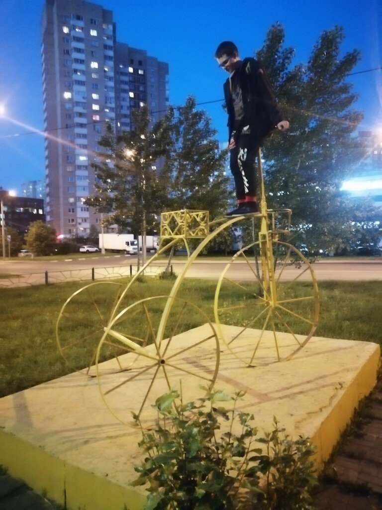 Sanat atölyeleri Арт-объект велосипед, Moskova, foto