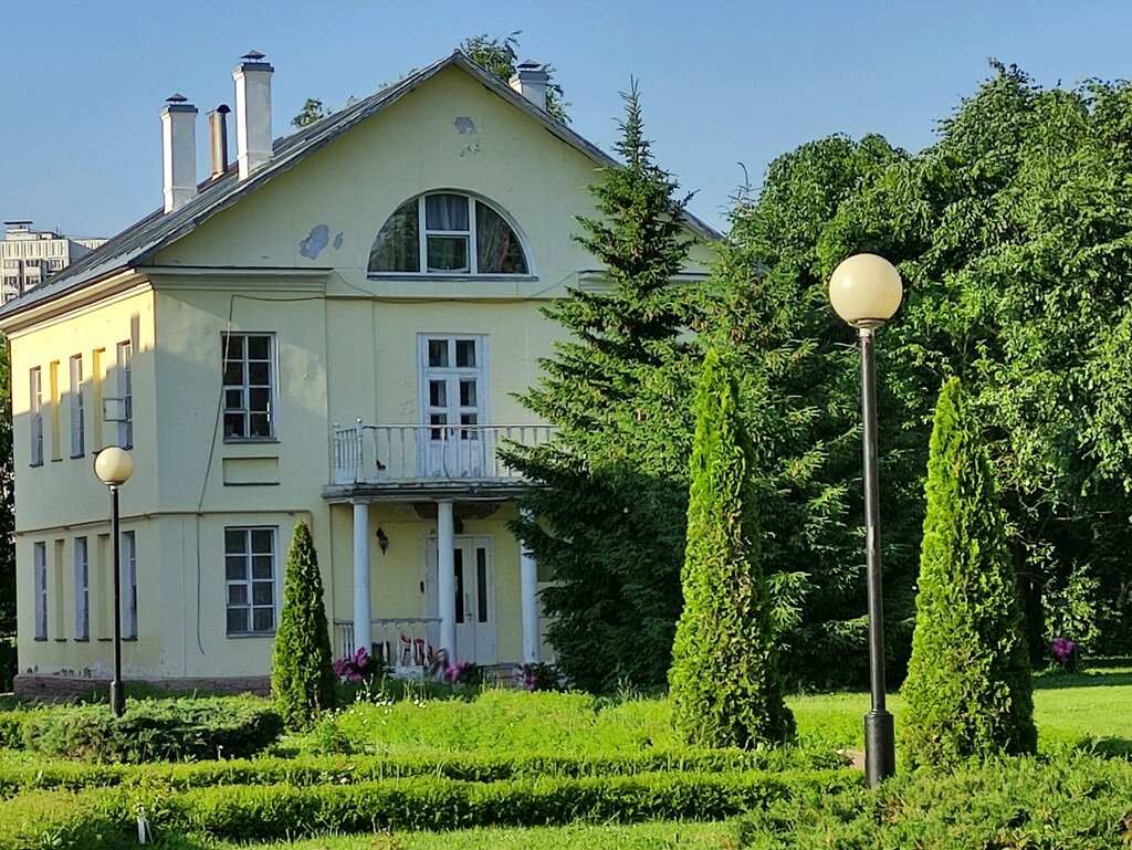 Dini kurslar Общеобразовательная православная школа в Усадьбе Свиблово имени преподобного Сергия Радонежского, Moskova, foto