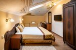 Gostevoy dom Inn Lviv (улица Романчука No:15), otel  Lviv'den