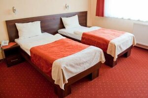Zajazd Dębina (Kopernika 2,34-300 Żywiec,), otel  Zywiec'ten