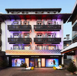 Louis Vuitton Cortina d'Ampezzo (Corso Italia No:76, Cortina d'Ampezzo), giyim mağazası  Cortina d'Ampezzo'dan