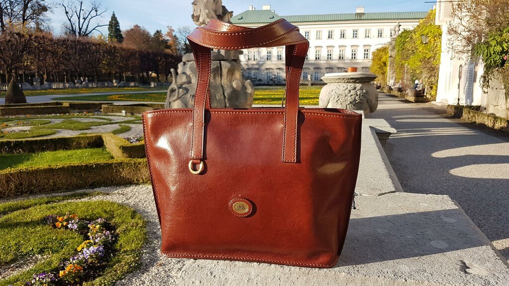 Giyim mağazası Lederhaus Schliesselberger, Salzburg, foto