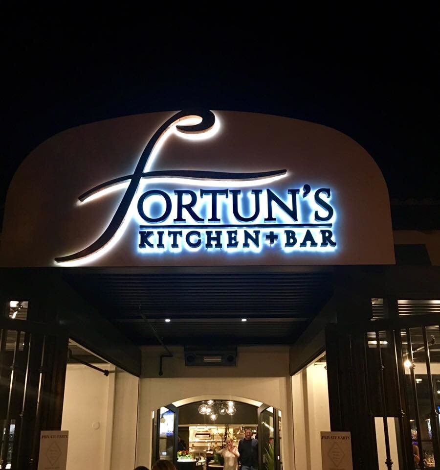 Bar Fortun's Kitchen + Bar, Kaliforniya Eyaleti, foto