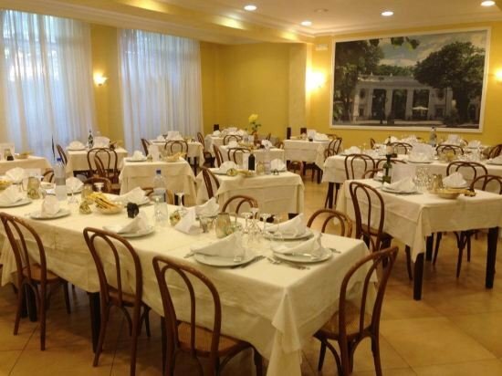 Otel Hotel Villa Laura, Fiuggi, foto