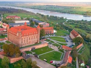 Zamek Gniew - Palac Marysienki (Pomeranian Voivodeship, Powiat Tczewski, miasto Gniew), otel  Gniew'den