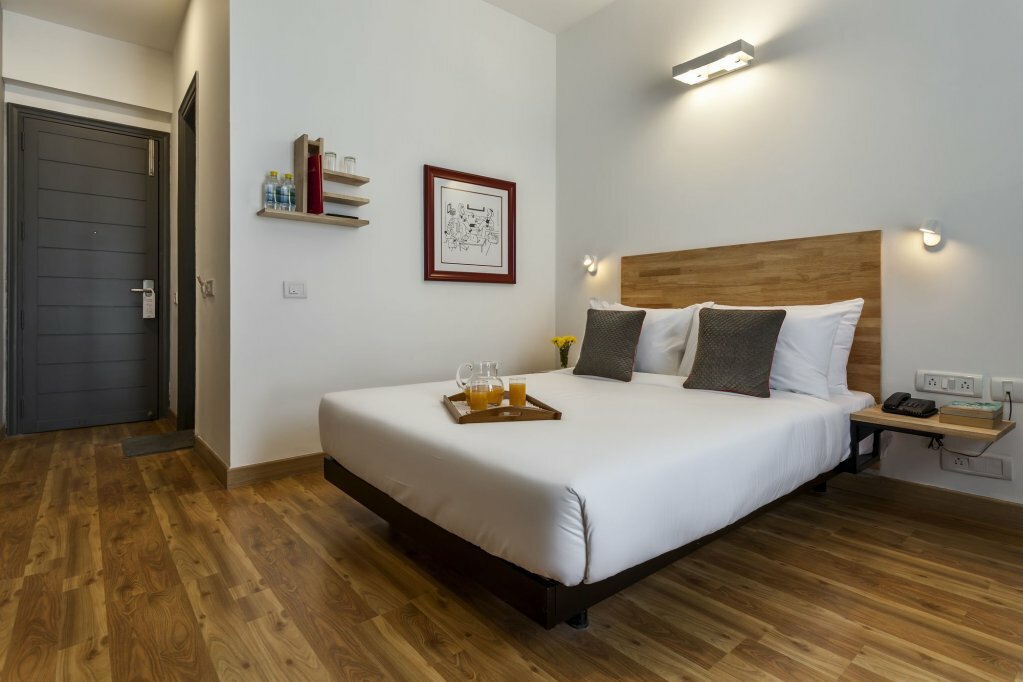 Otel Oyo Townhouse 010 La Paradise, Delhi, foto