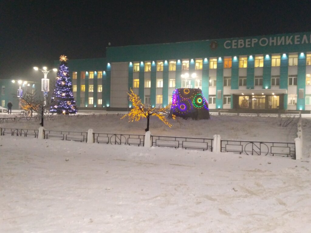 Anıt, heykel В.И. Ленин, Monchegorsk, foto