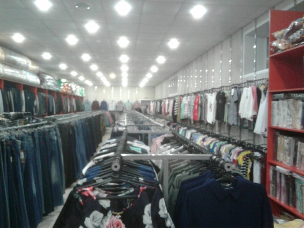 Giyim mağazası Московская Ярмарка, Brianskaya oblastı, foto