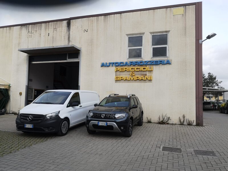 Otomobil servisi Autocarrozzeria Periccioli E. e Spampani R., Grosseto, foto